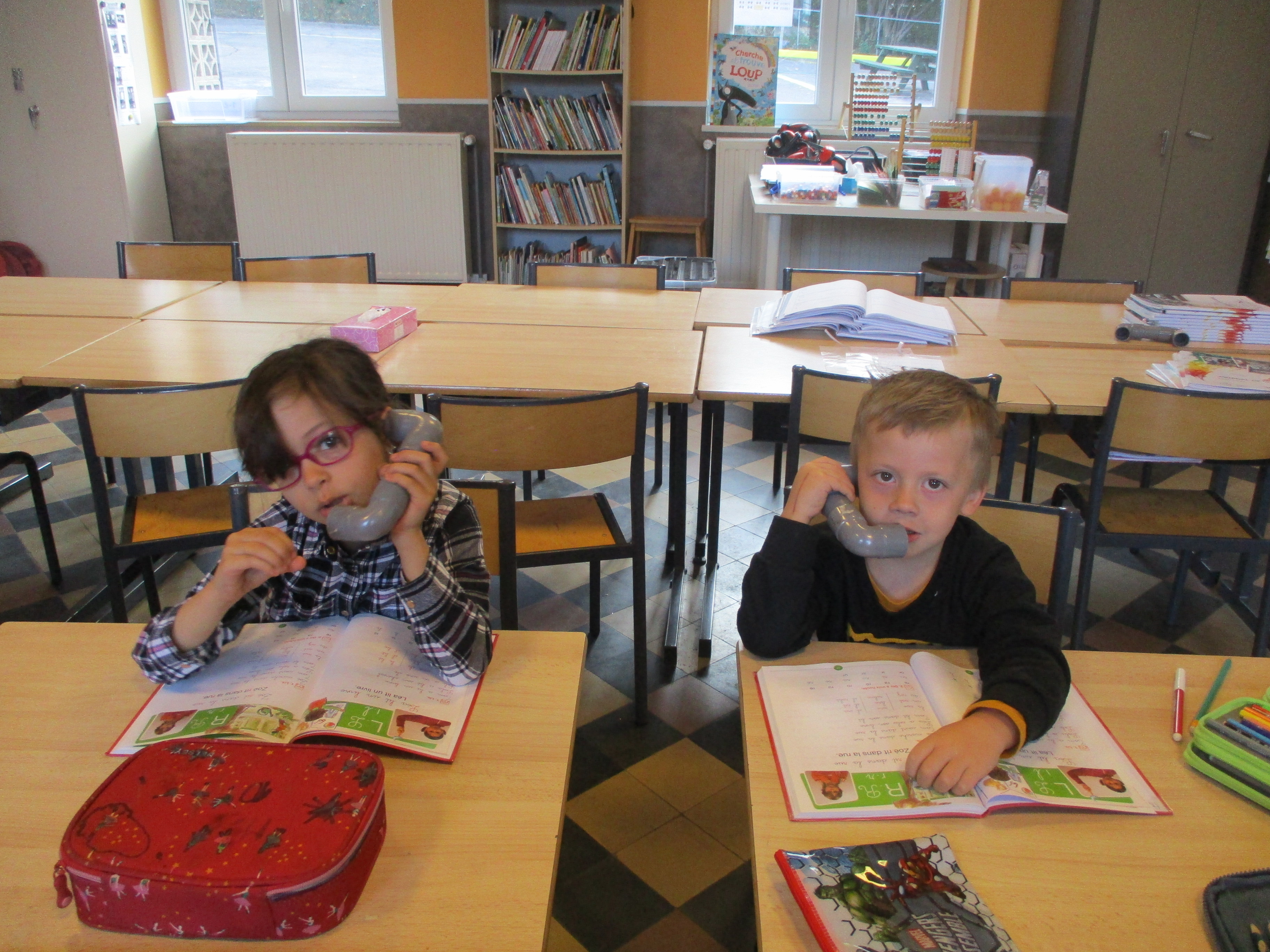 Lecture à l'aide du "toobaloo" - École Saint-Joseph à Wonck - Blog