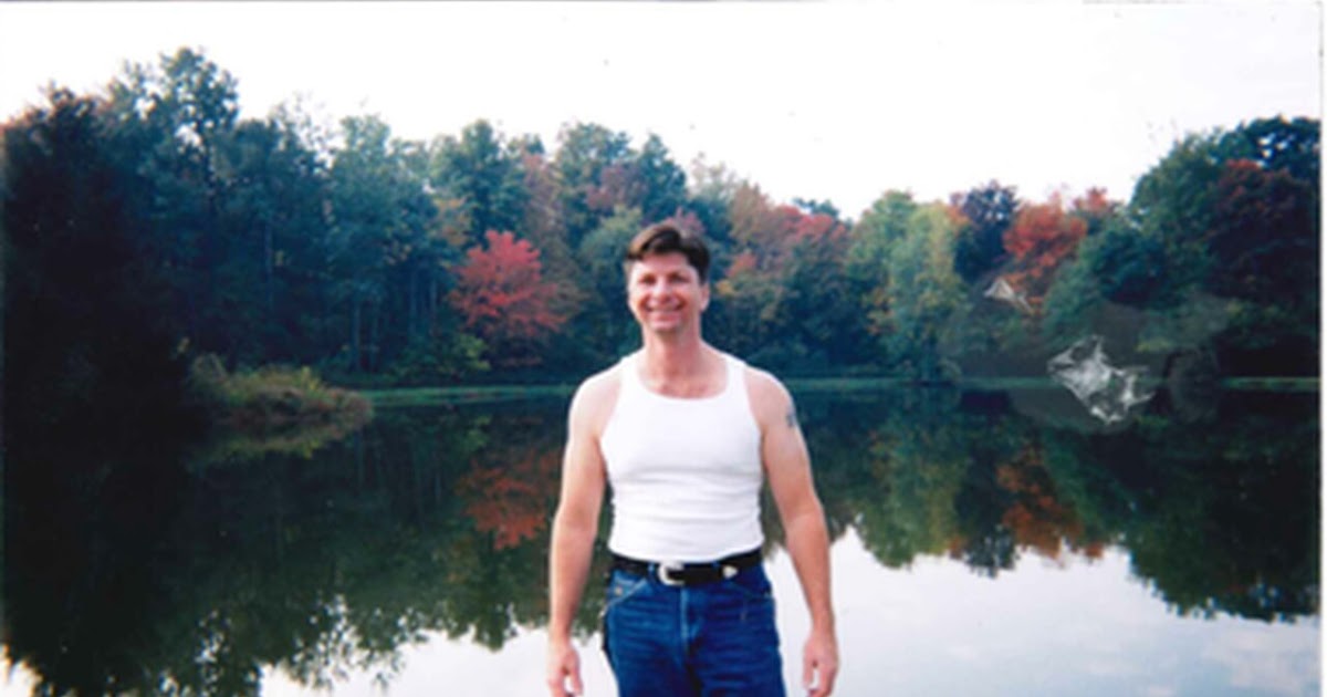 Mob Wife Ex-Husband Hector Pagan In Brooklyn Halfway House With April ...