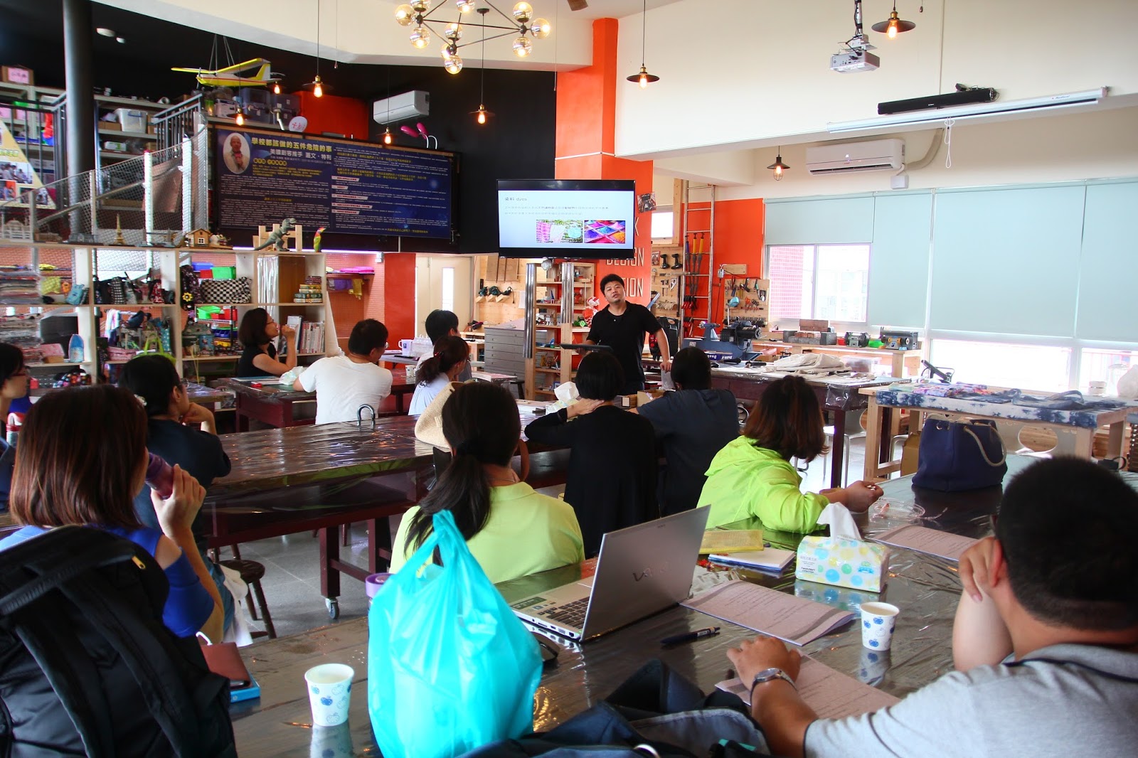 雲造 YUM: Maker Power紮染工作服01