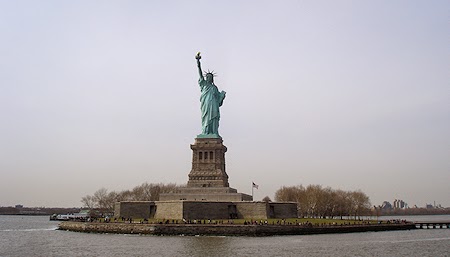 The Presurfer: 10 Things About America That Shock First-Time Visitors