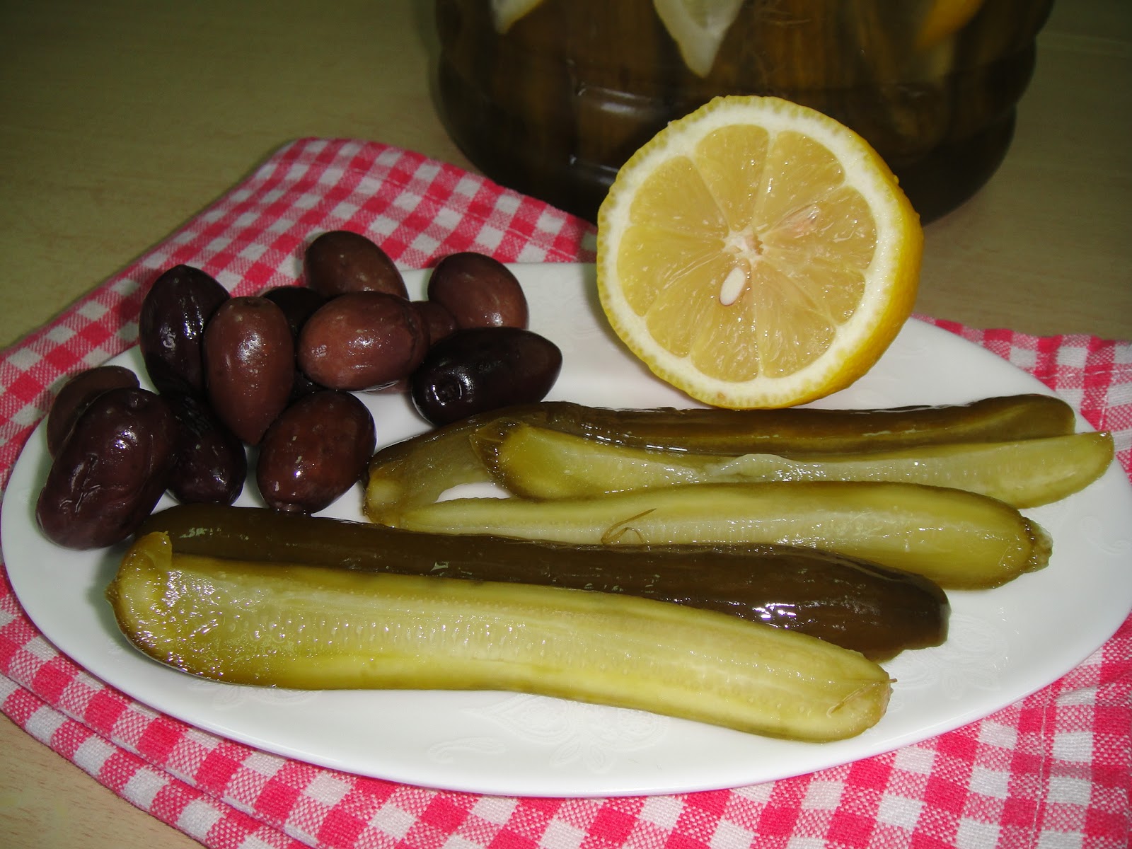 Maryam's Culinary Wonders: 261. Cucumber Dill Pickles