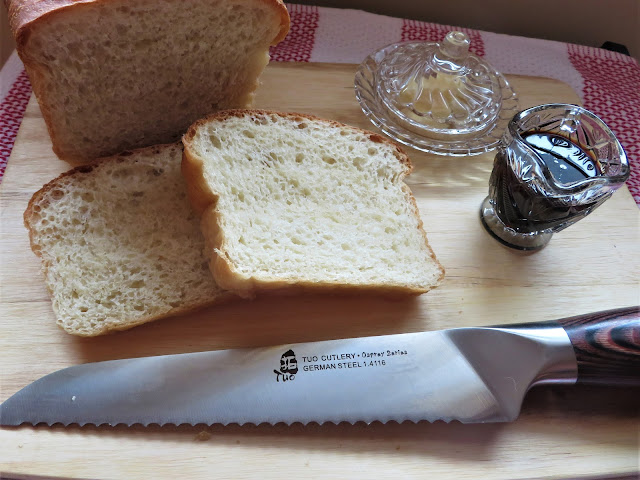 Farmhouse White Bread | The English Kitchen