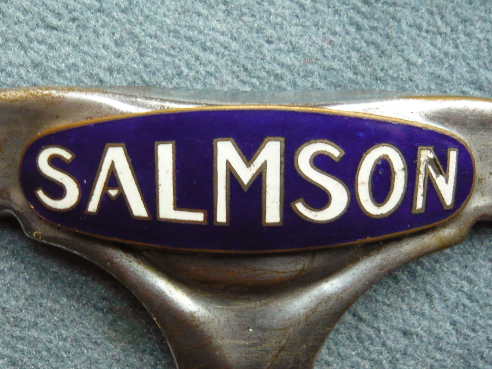 RadiatorEmblems: SALMSON / FRANCE