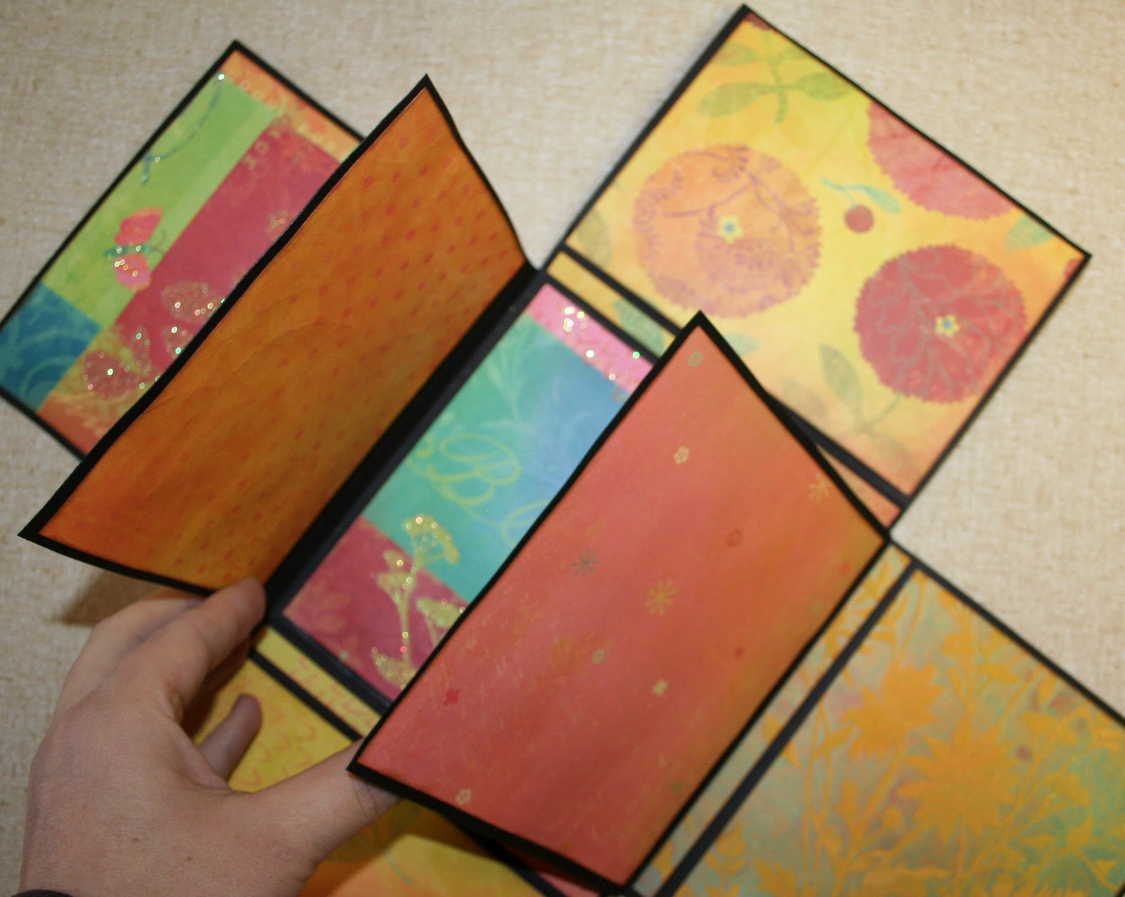 Scrapbook Garden: Square Album Class