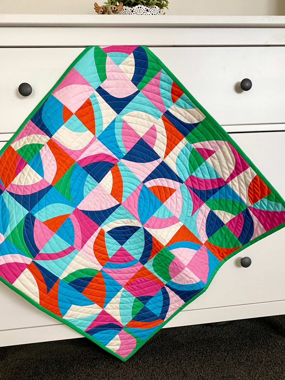 Improv Curve Quilt - Samelia's Mum