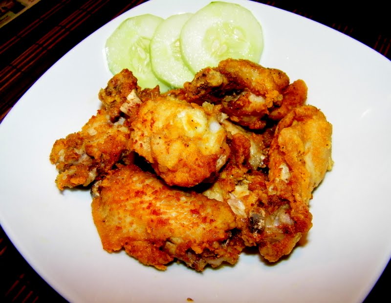 Little Bellevue Kitchen: Fried Chicken Wings with Turmeric