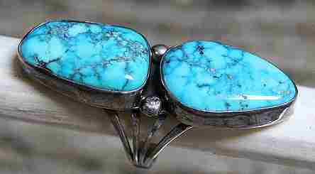 Turcoazul în simboluri, superstiții și vindecări - diane.ro