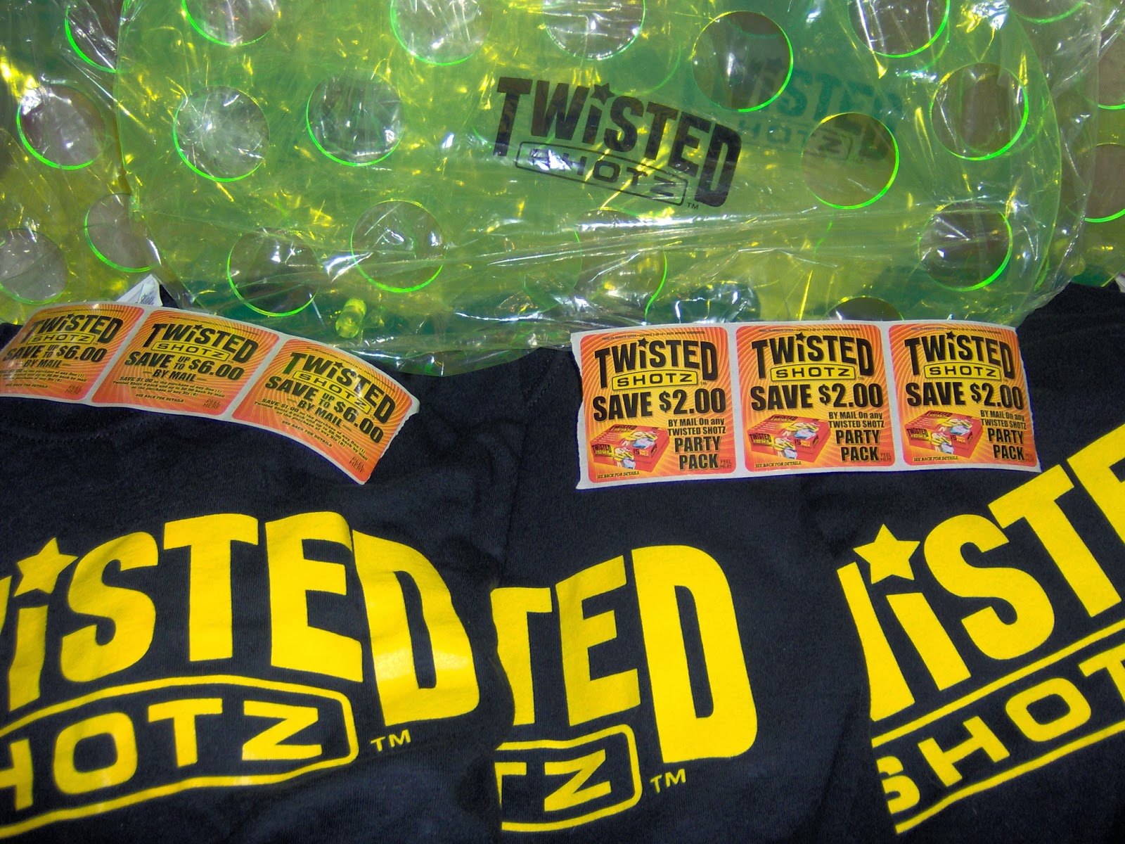 Holiday Gift Guide 2013: Twisted Shotz Review & Swag Giveaway ...