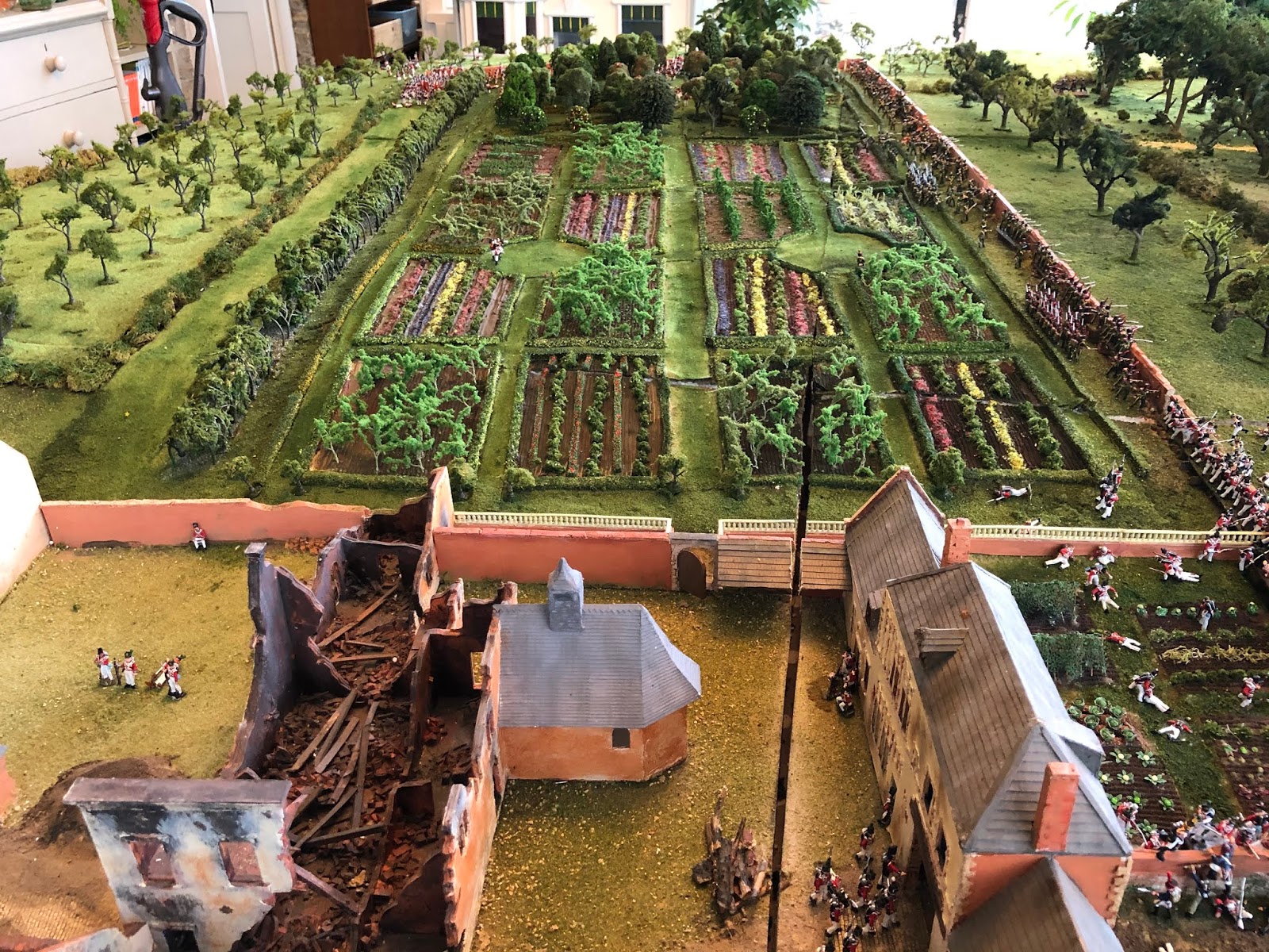 Waterloo in 20mm: Hougoumont Sources