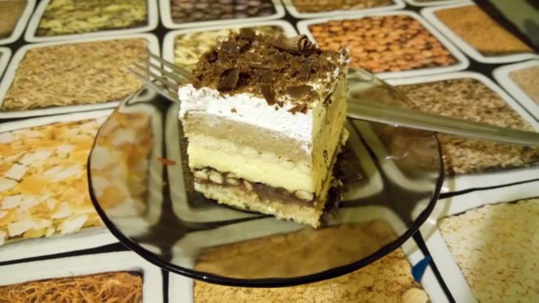 Nagyi titkai a házias ízekről receptekkel: Kinder bueno szelet