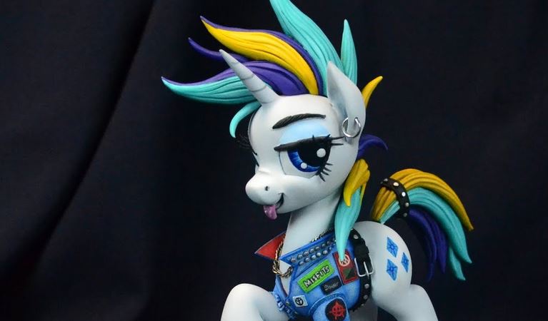Equestria Daily - MLP Stuff!: Awesome Timelapse Sculpting of Punk Rarity