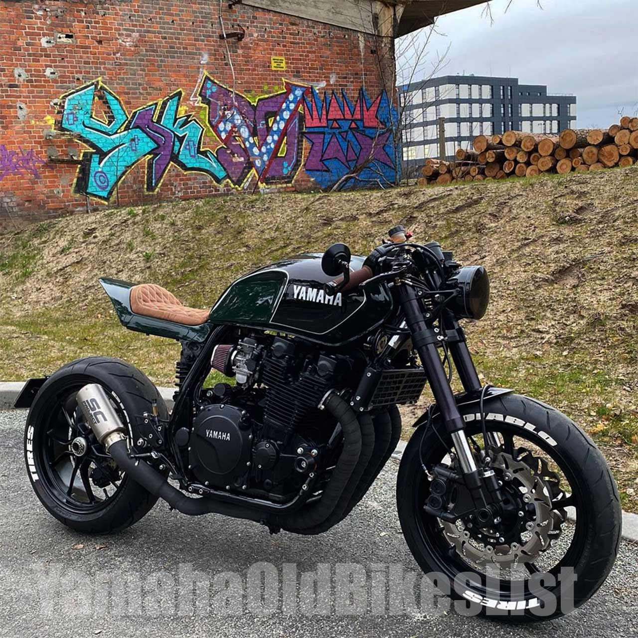 Yamaha XJR 1300 Cafe Racer - Yamaha Old Bikes List