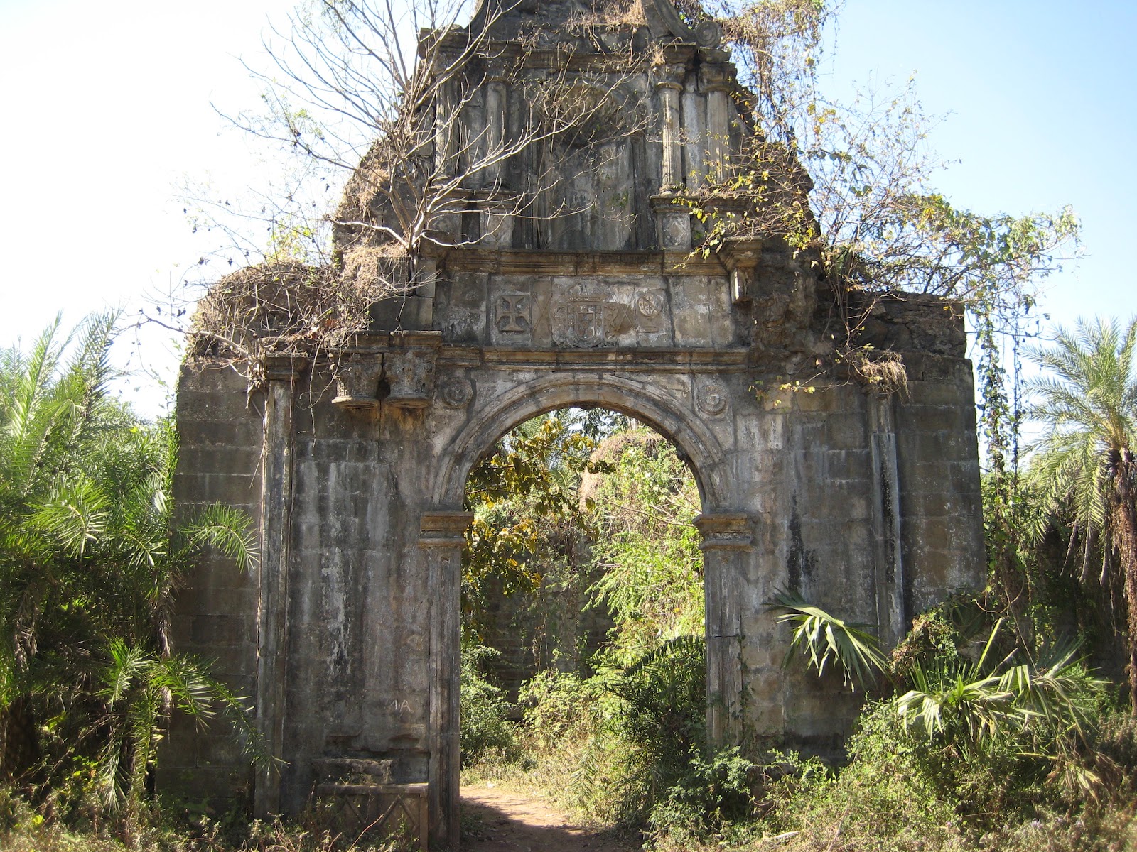 Any thing but ordinary photography: VASAI FORT OR BASSEIN FORT