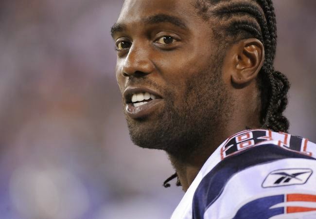 Randy Moss says Patriots are favorites to win Super Bowl