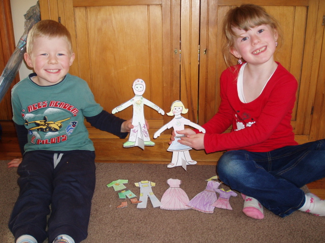 Jody's Crafty Creations: Crafts for Kids - Paper Dolls