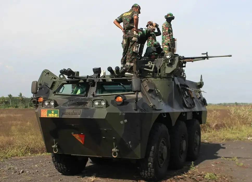 DEFENSE STUDIES: Kikav 8/KSC/2 Kostrad Laksanakan Latbakjat Ranpur