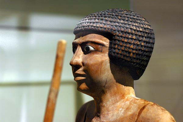 الجملـــيان - EL gamelyan.blogger: Wooden statue of Wepwawet - Em - Hat
