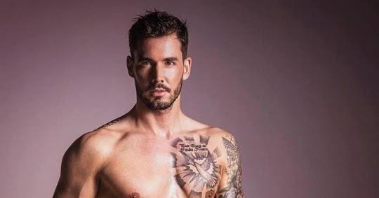 Footballers in underwear: ROMAN BÜRKI