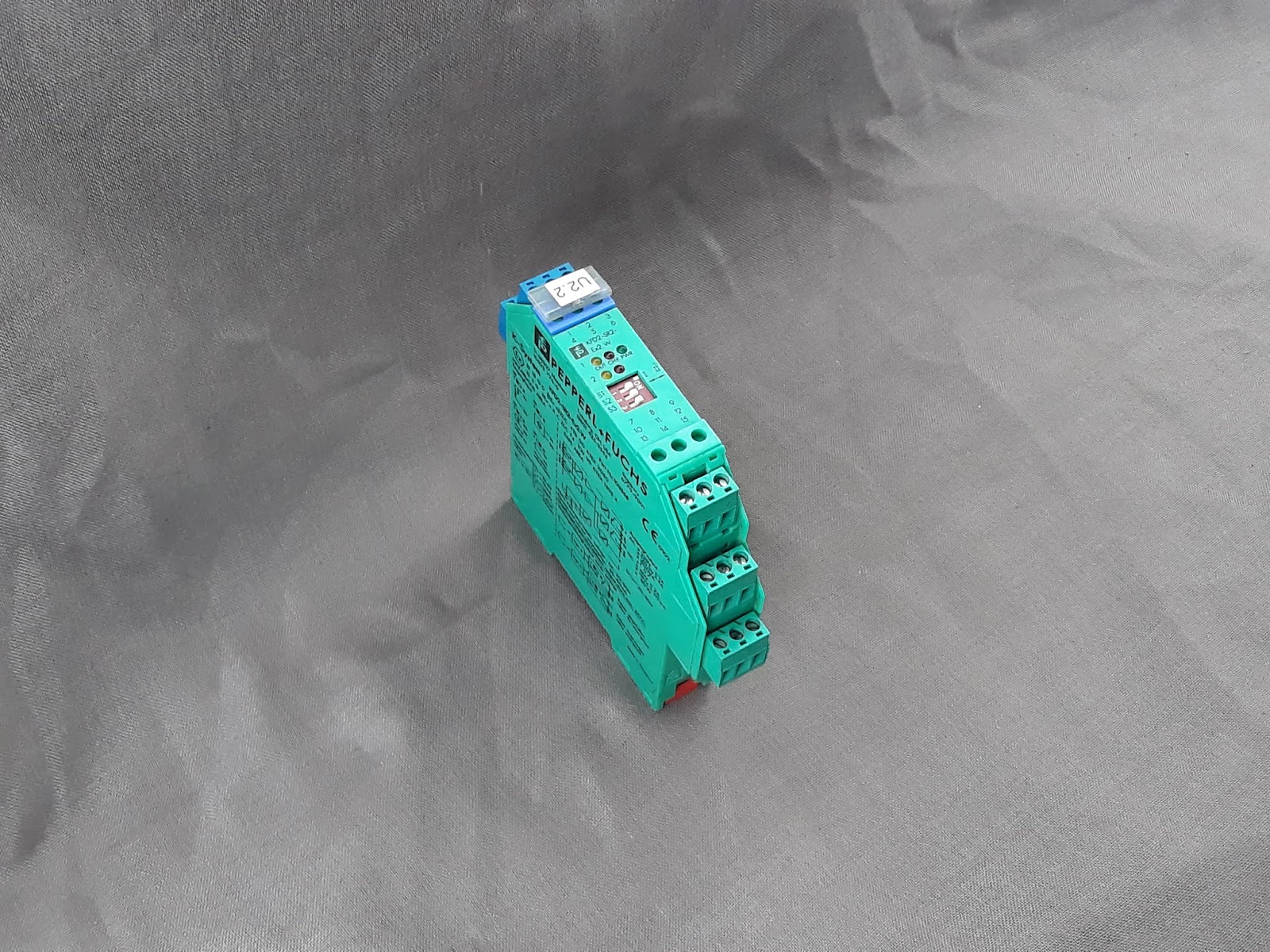 PEPPERL + FUCHS KFD2-SR2-EX2.W SWITCH AMPLIFIER 103368 POWER RAIL