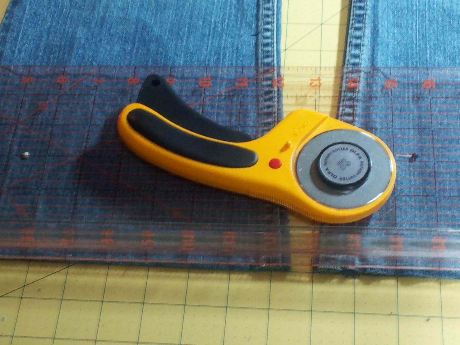 Gypsy Soul Designs: DIY Restyled Capri Jeans Tutorial