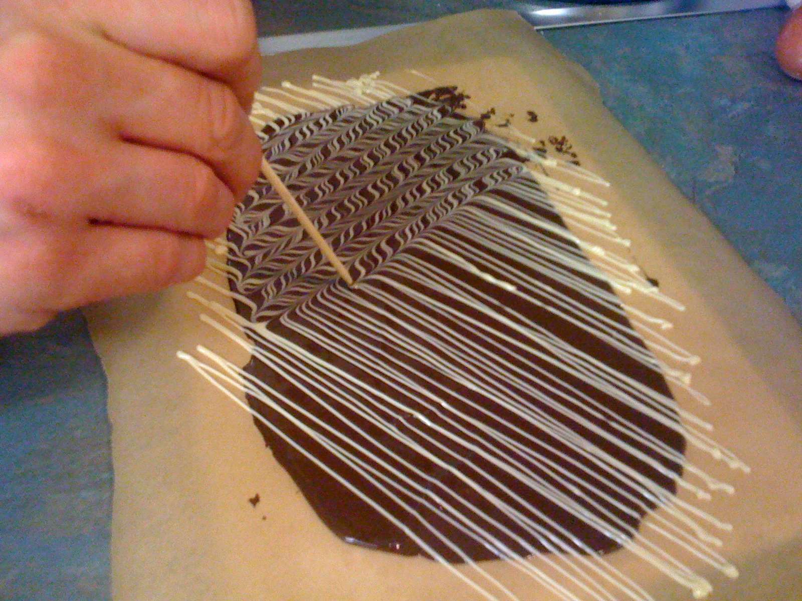 Custom Cake Art: Feathered Chocolate for a Professional finish