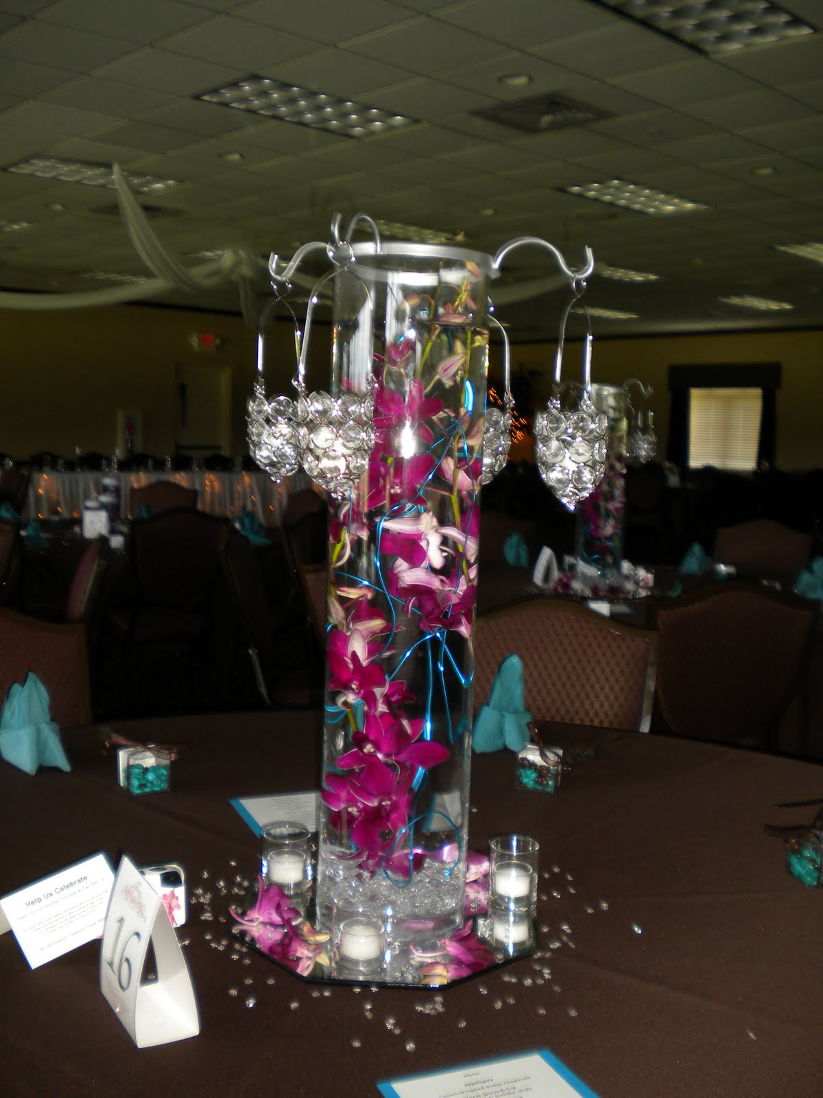 Beautiful Blooms by Jen: Meghan and Tom Errington Sneak Peak 7-30-11