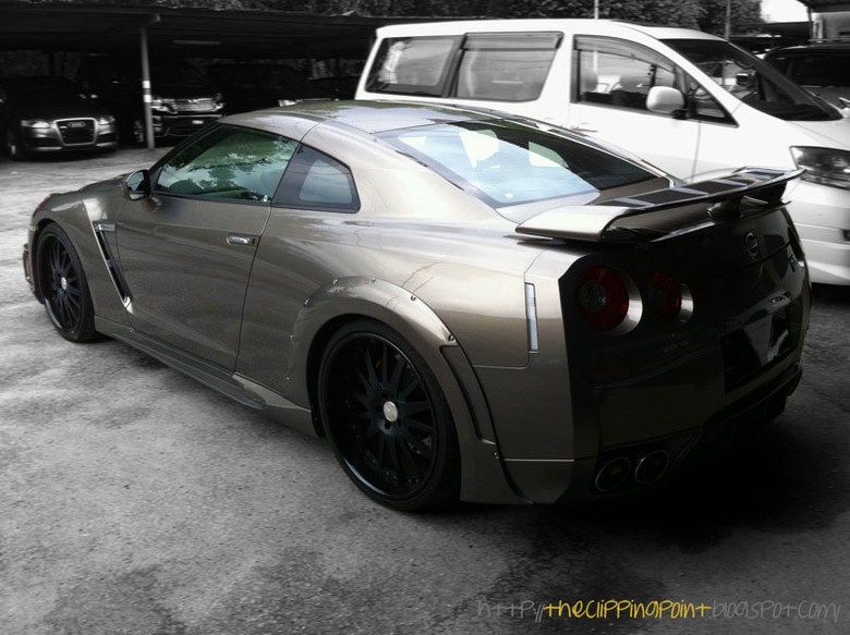 Midnight Garage Bodykit Centre: Nissan Skyline R35 Wald Bodykit