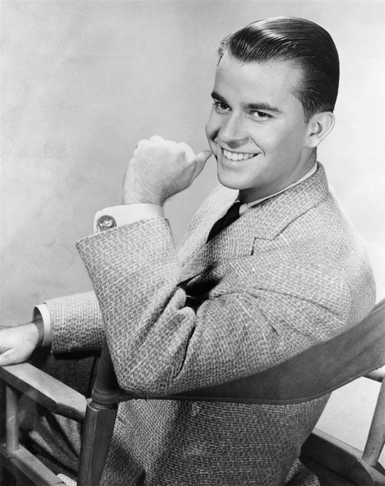 Dick Clark dies at 82