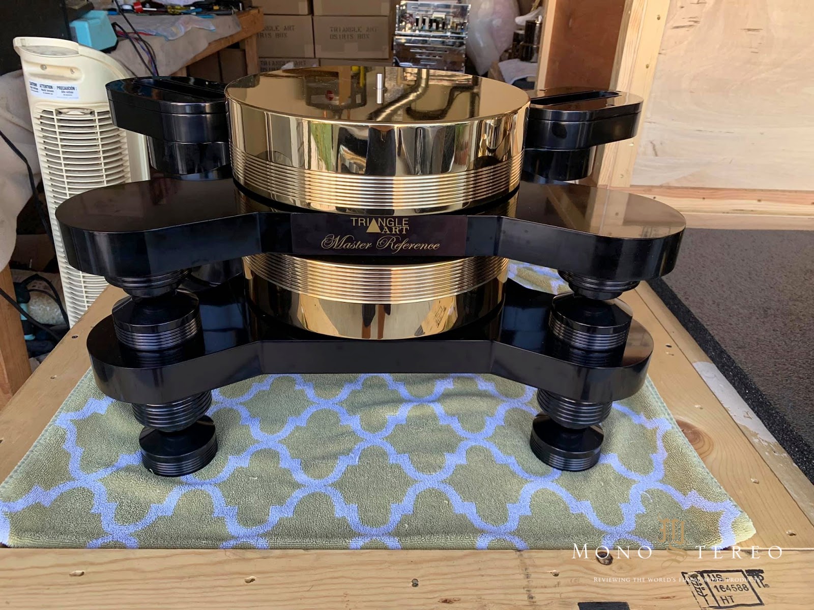 TRIANGLEART MASTER REFERENCE TURNTABLE – M & S | Ultimate High-Fidelity