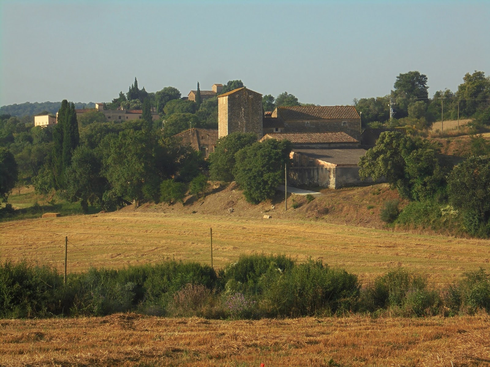 MUNTANYA: Vilademuls, Torre i Sant Marçal de Quarantella, Sant Julià de ...
