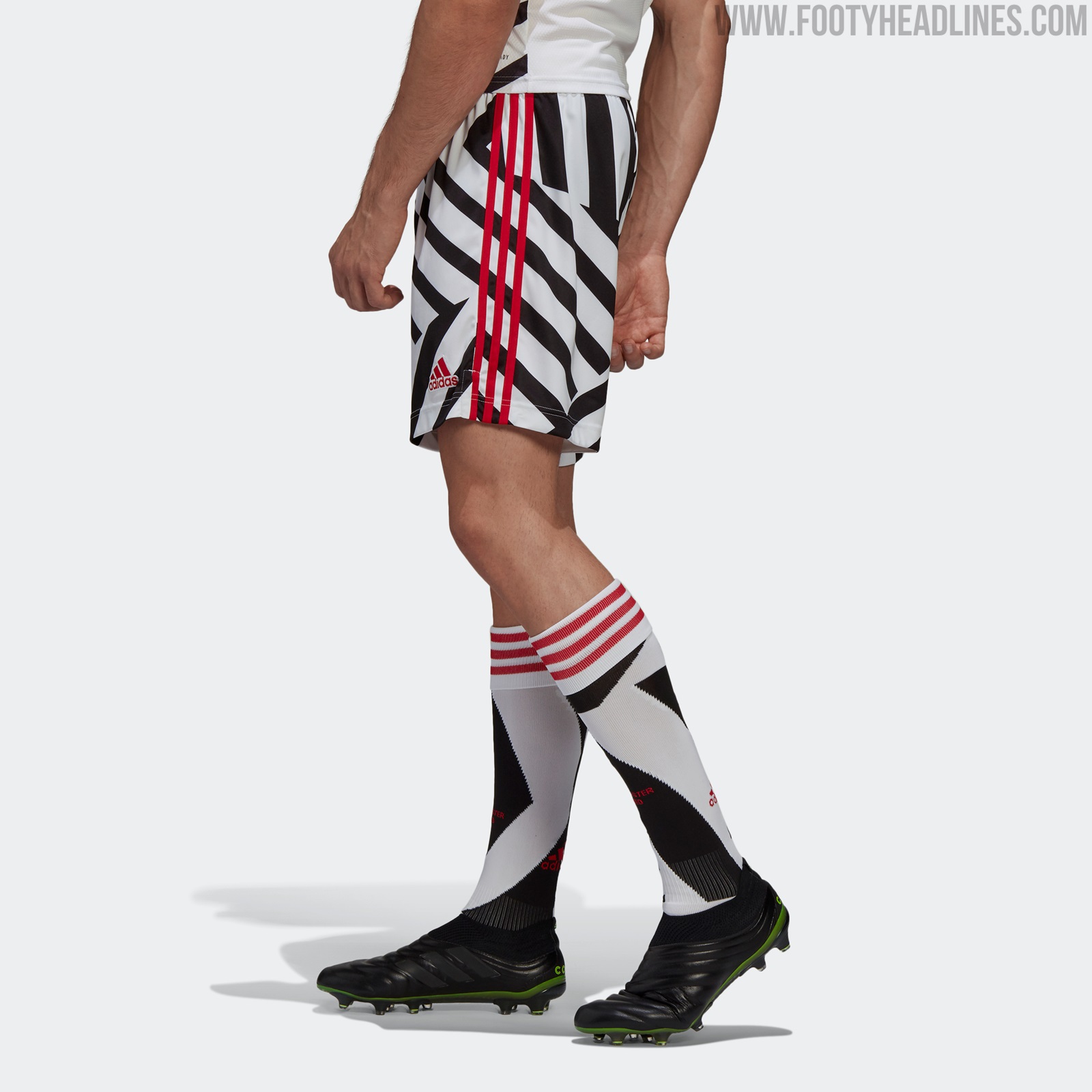 OFFICIAL: Manchester United Team Will NOT Wear 'Camo' Third Kit Shorts ...