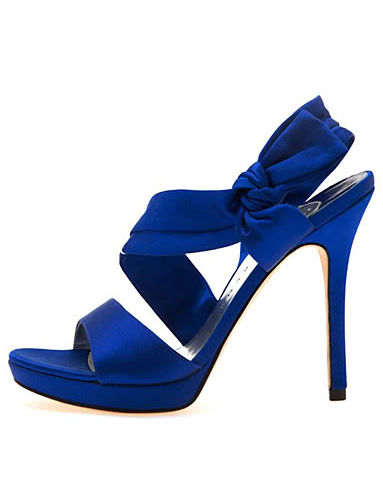 Chaussures de mariée bleues | Coiffure Mariage