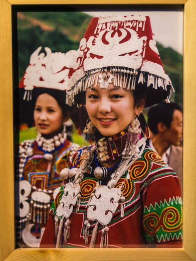 Enderle Travelblog: Appliqué work of the Yi People