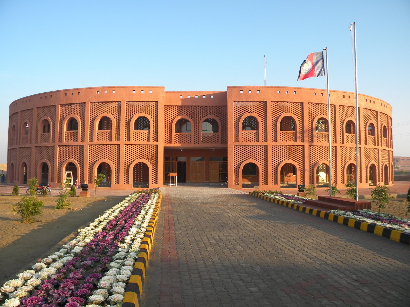 Library Daanish School (Girls) HSP