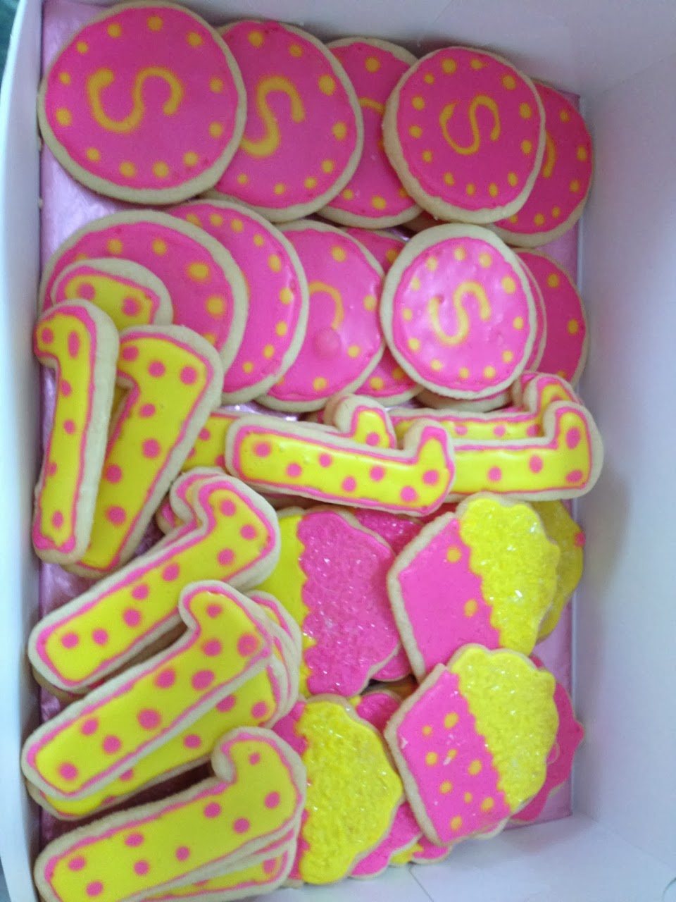 Life and Other Shenanigans: Cupcake Cookies One Year Celebrations