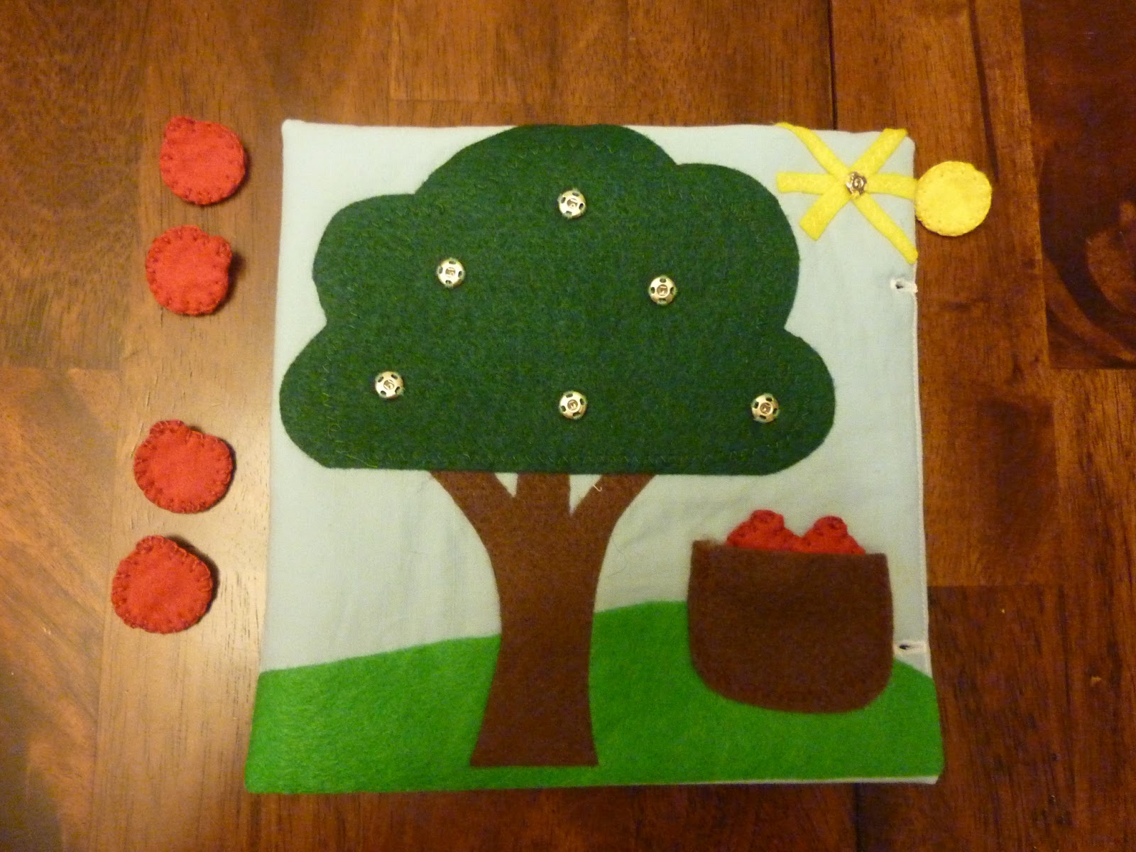 Life with a toddler: Quiet Book: Barn and Apple Tree