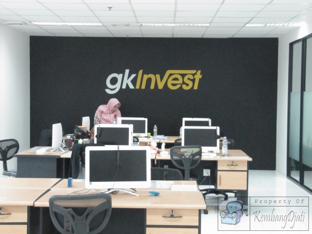 Backdrop Dinding Kantor - Huruf Timbul Akrilik Menyala - Furniture ...