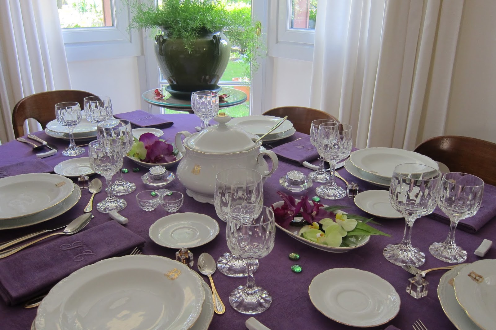 Création Baka Lila: Décoration Table Ultra Violet