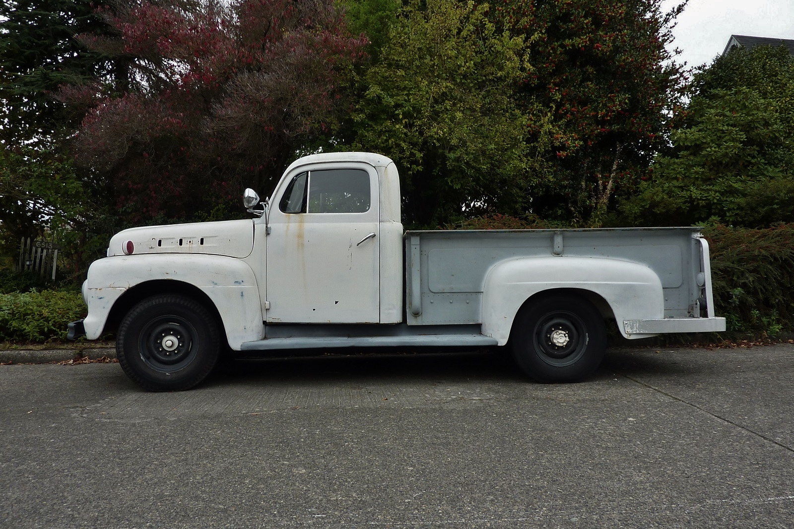 Seattle's Parked Cars: 1951 Ford F3