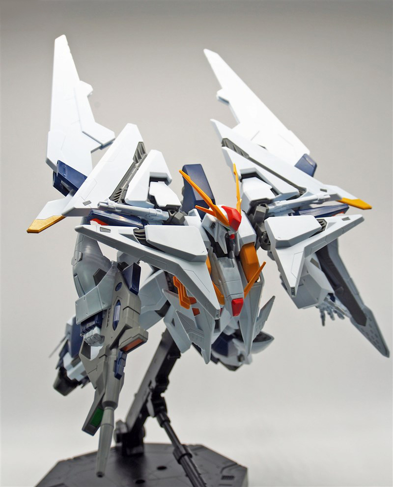 REVIEW HG 1/144 RX-105 Ξ Gundam, Bandai