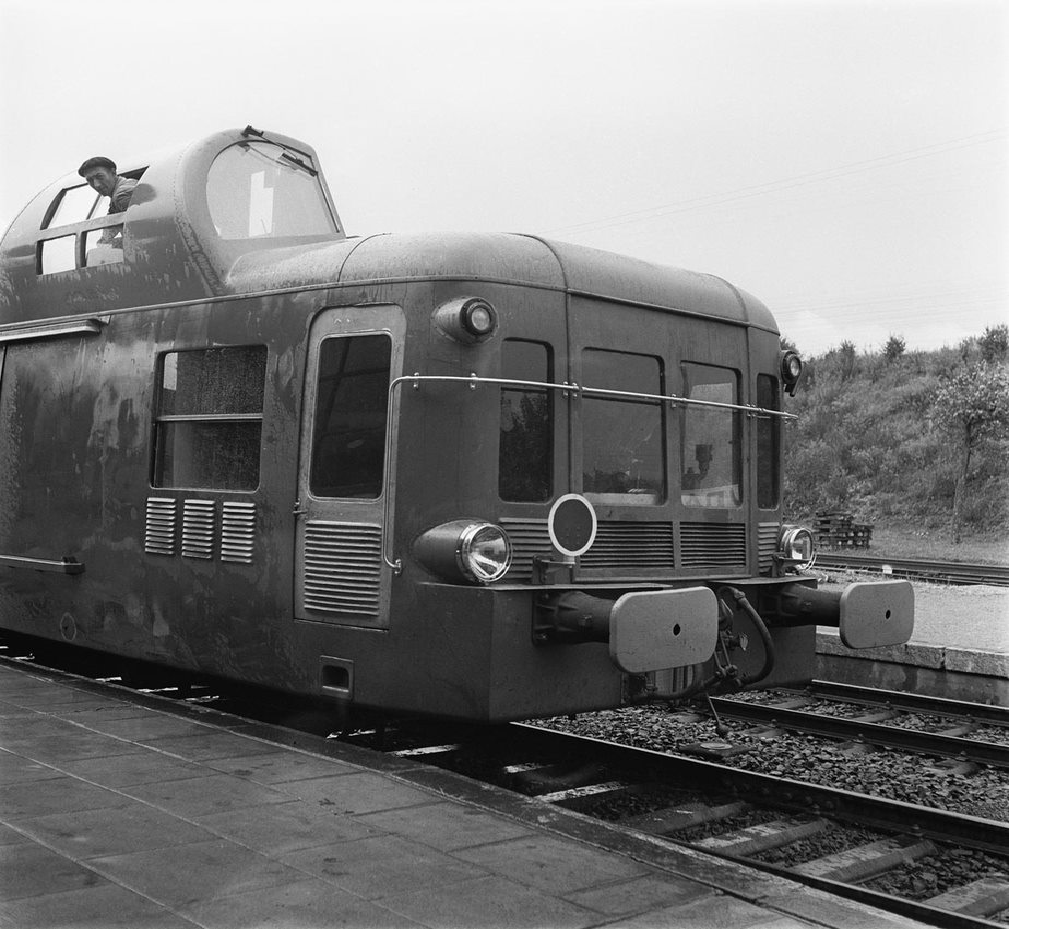 Σιδηροδρομικά Νέα: SNCF Class X 3800–ο «Πικάσο» των γαλλικών ...