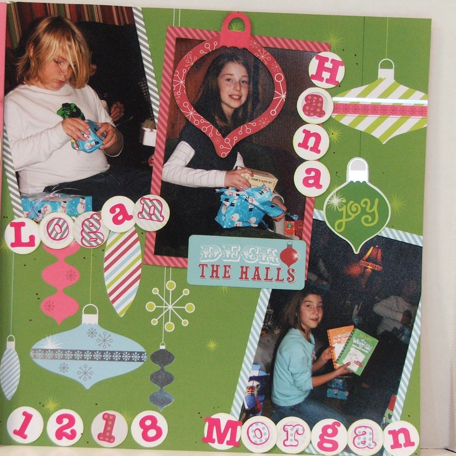 Golden Goddess Designs: Creative Memories Holidazzle Christmas Layout