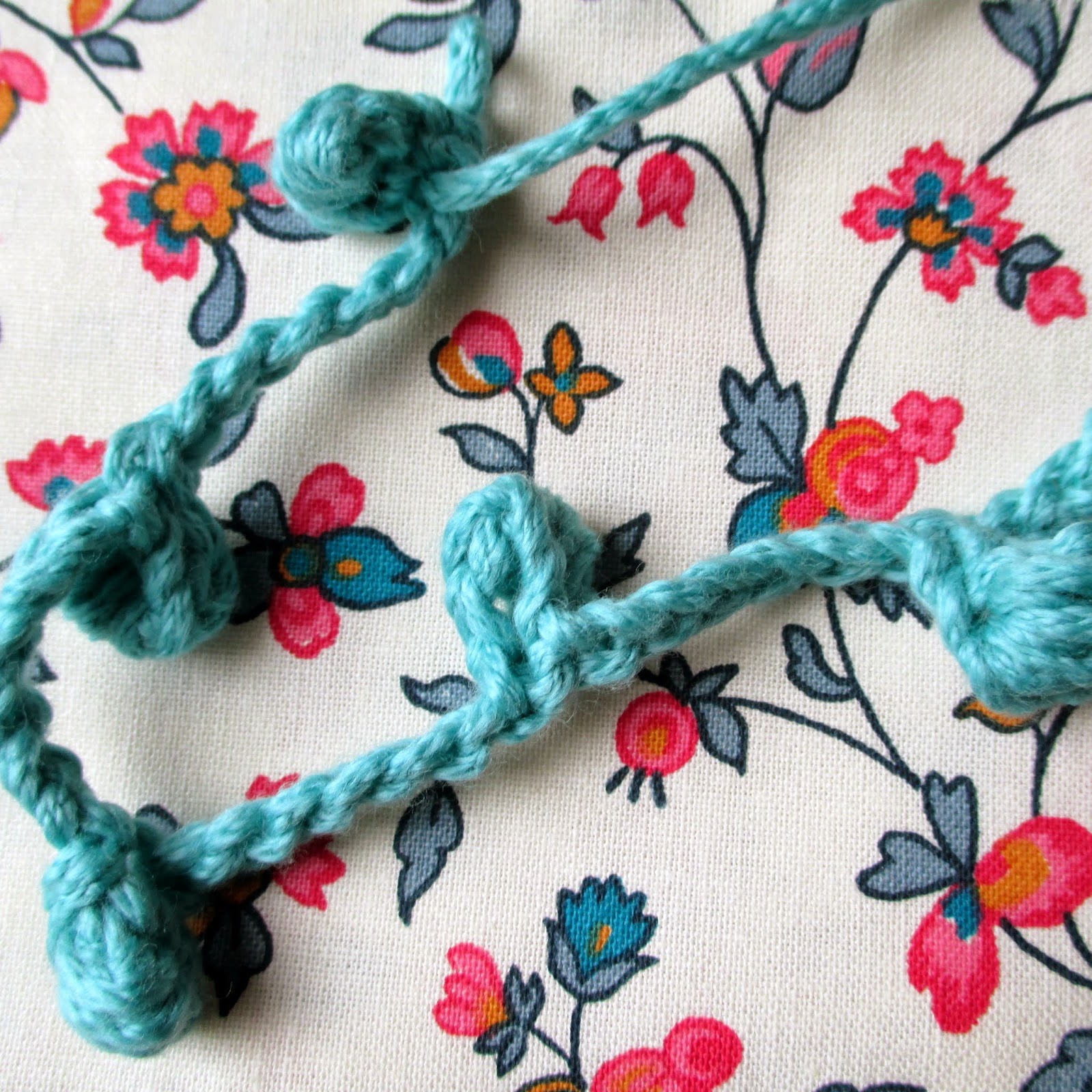 mrsbrownmakes...: Bobbles