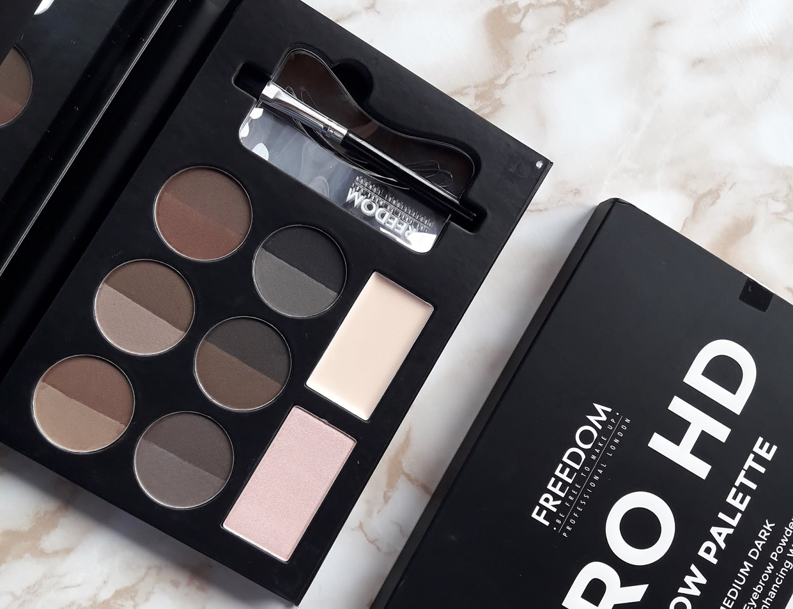 Freedom PRO HD Brow palette - Beauty With En