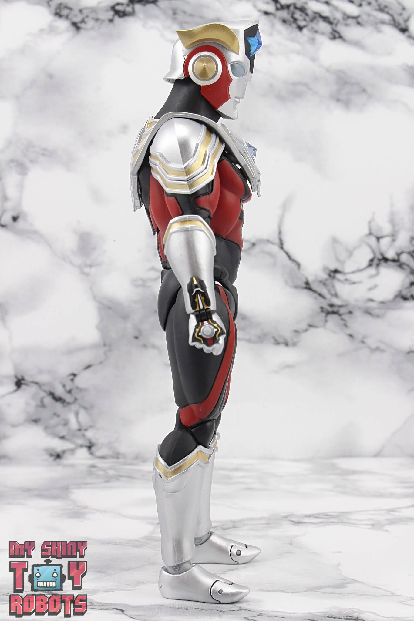 My Shiny Toy Robots: Toybox REVIEW: S.H. Figuarts Ultraman Titas