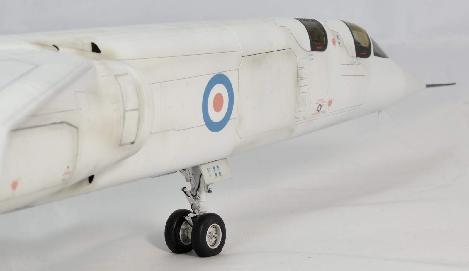 BoweModels: Airfix 1.48 BAC TSR-2 (Review)