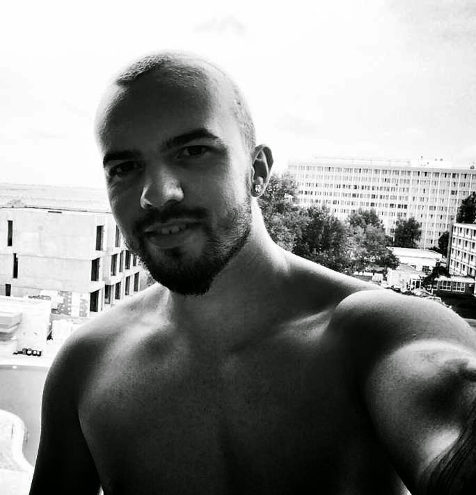 BIOGRAFIA JIMMY DUB "bogat in dragoste" il baga pe CONNECT-R in gura ...