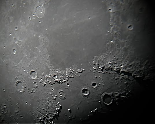 Lua (Quarto Crescente) - Crescent Moon ~ Astrofotografia Sergipe