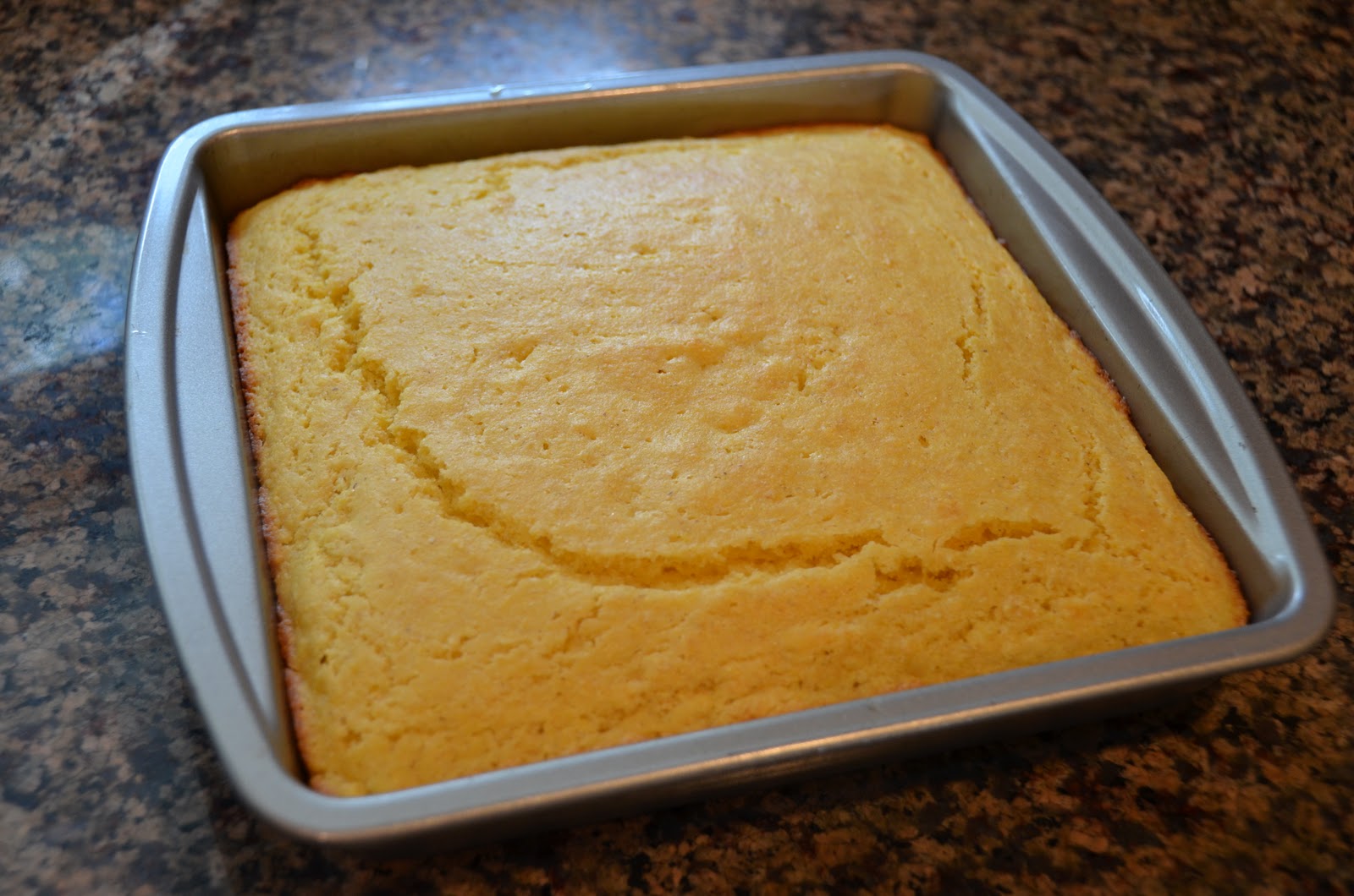Playing with Flour: Simple cornbread