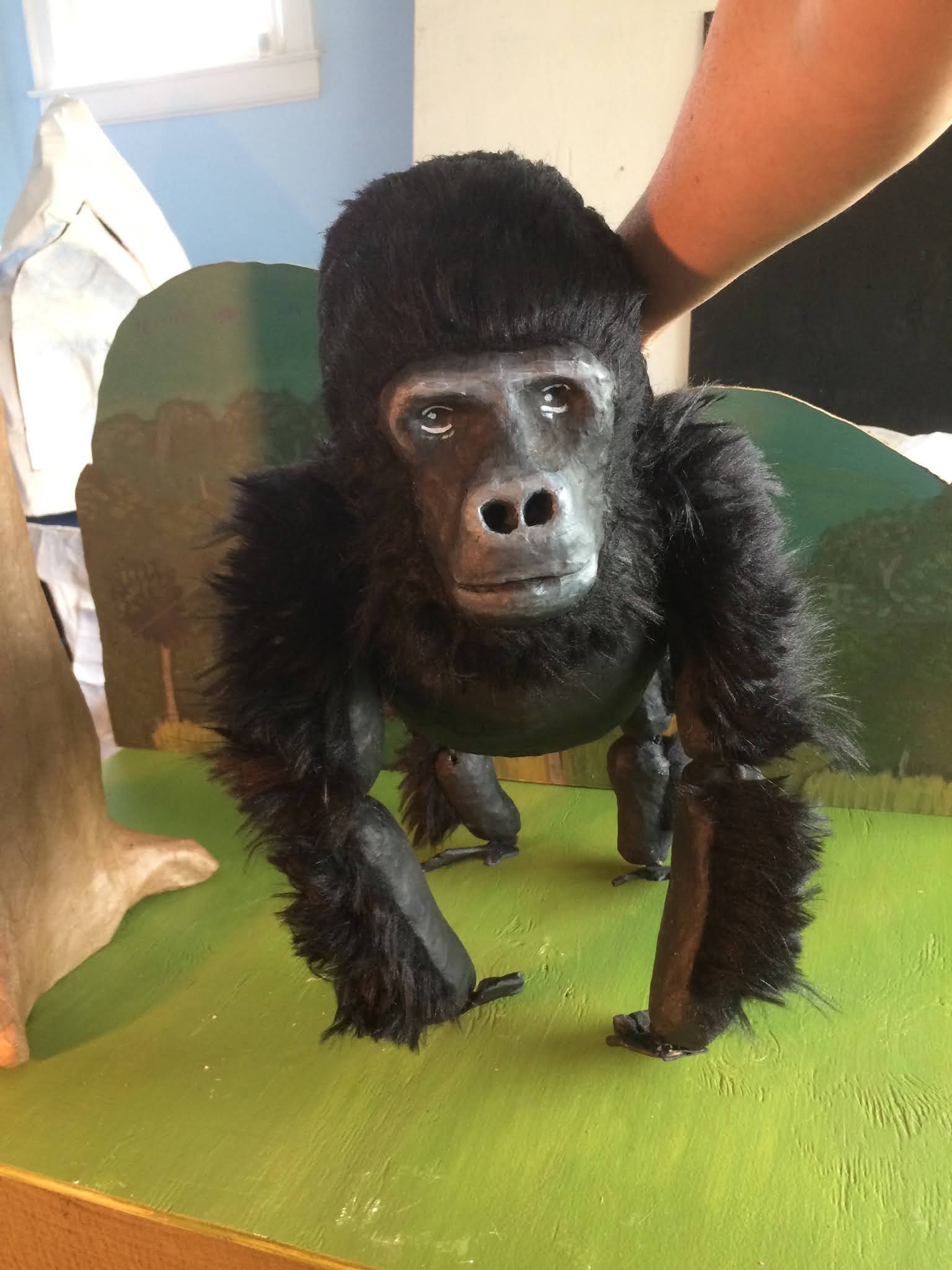 Puppet Artist Lindsay McCaw